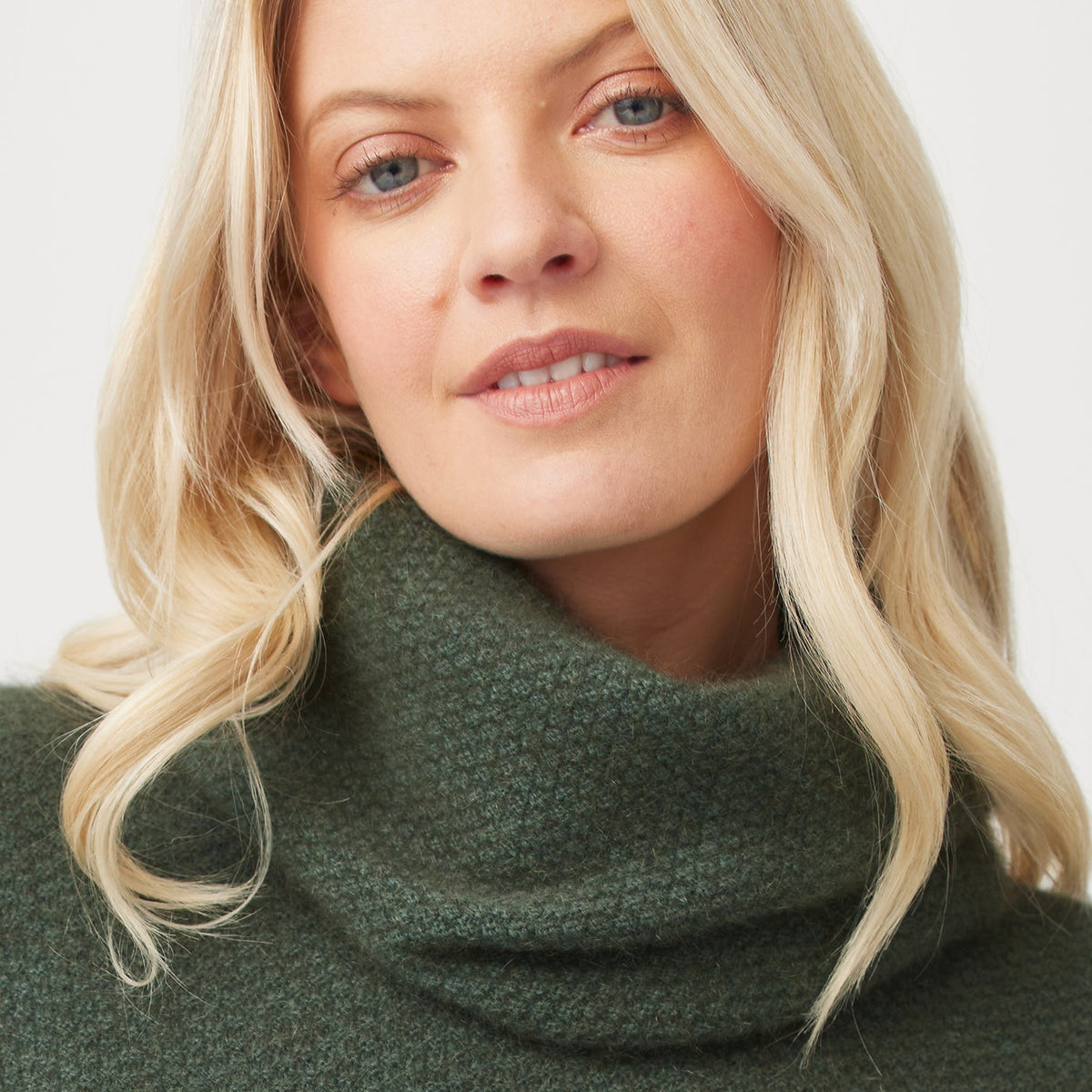 Moss Snood - Wilderness – Untouched World