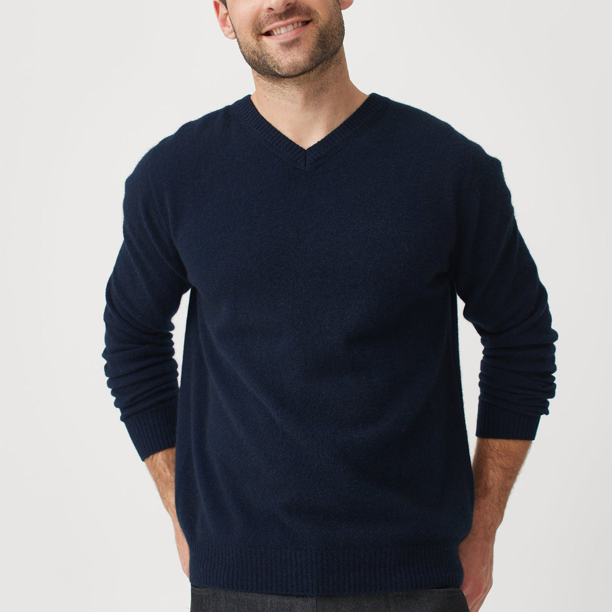 Cassum V Neck Sweater - Ink – Untouched World