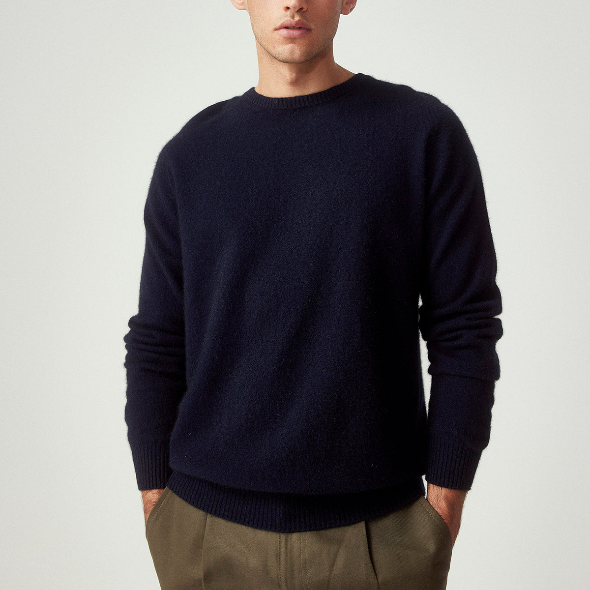 Cassum Crew Sweater - Ink – Untouched World