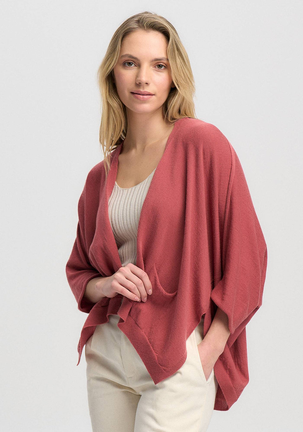 Women's Wraps & Ponchos – Untouched World